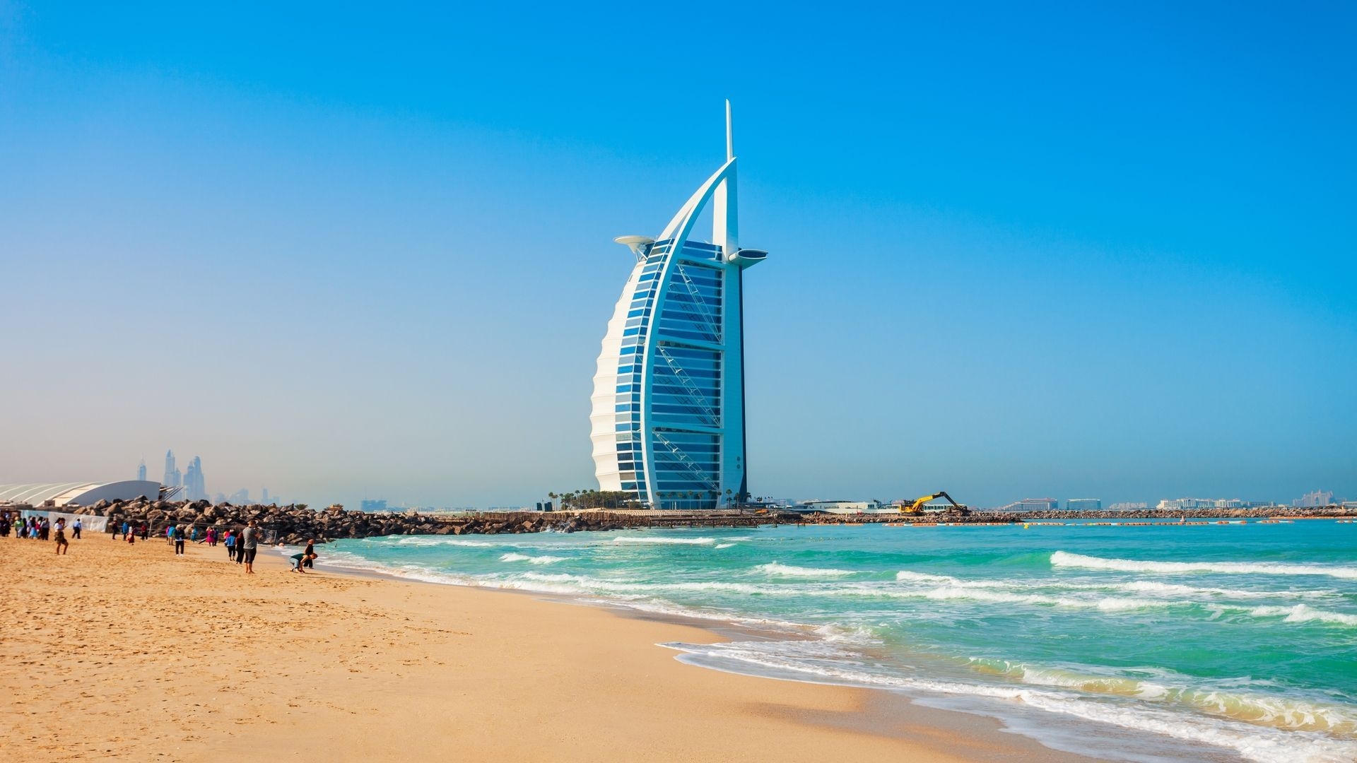 Jumeirah Beach | Luxury Beachfront Stays